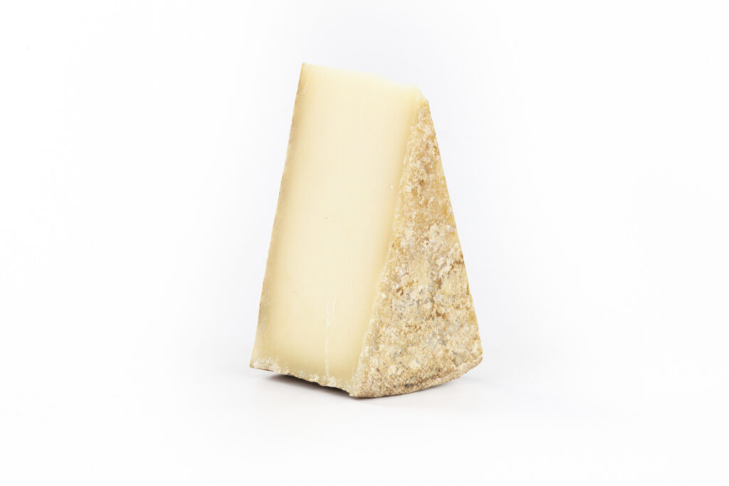 Vendita Formaggi tipici della Valtellina - Lumina Bormio